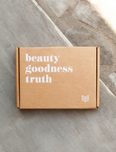 Home - She Reads Truth -She Reads Truth