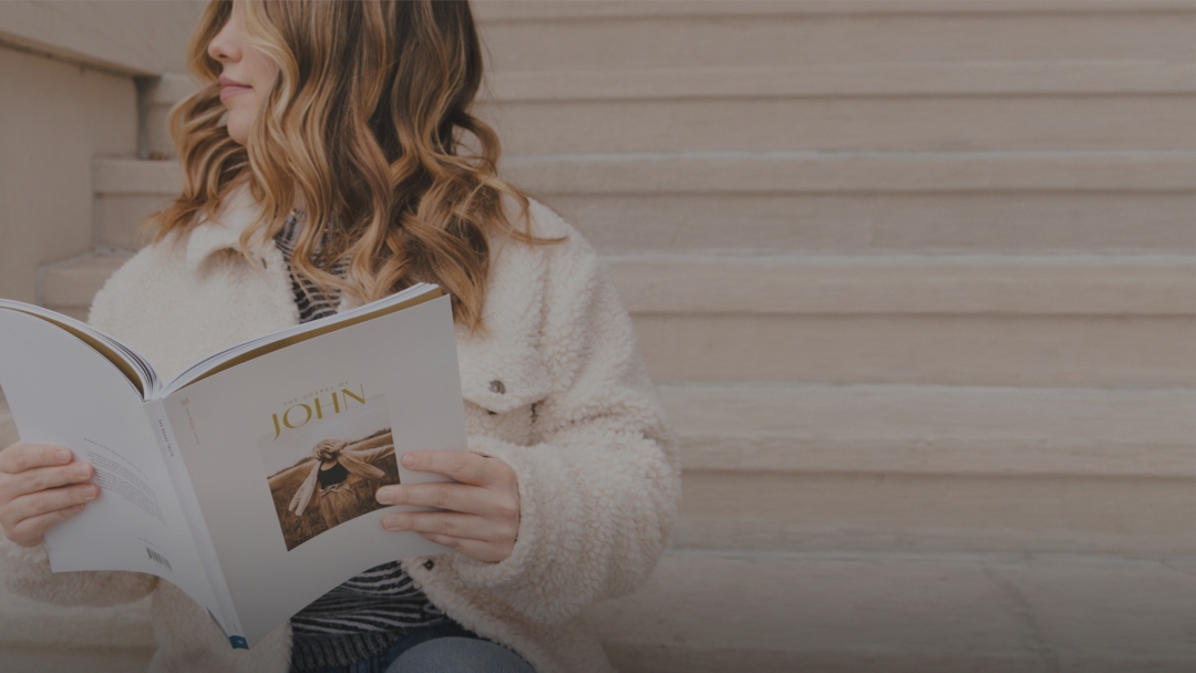 Home - She Reads Truth -She Reads Truth